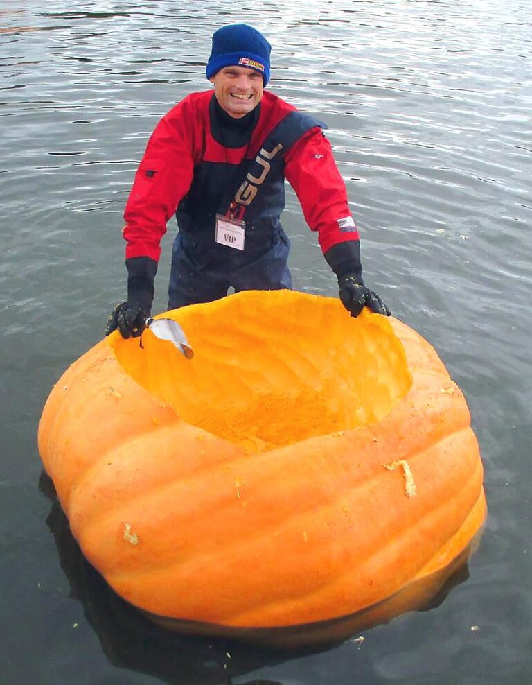 Regatta Champ Plans Pumpkin Journey World Record Bid on the Columbia ...